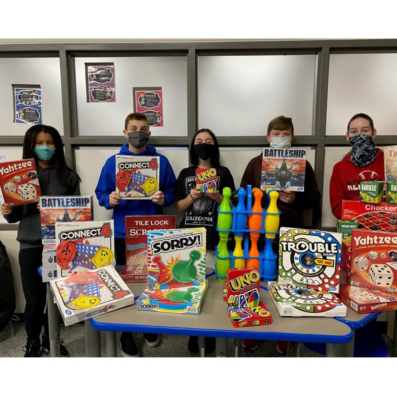 2020 Middle School Stark Tank Winners Donate Games
